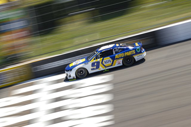 NASCAR: Denny Hamlin captures third consecutive win of the season at ...