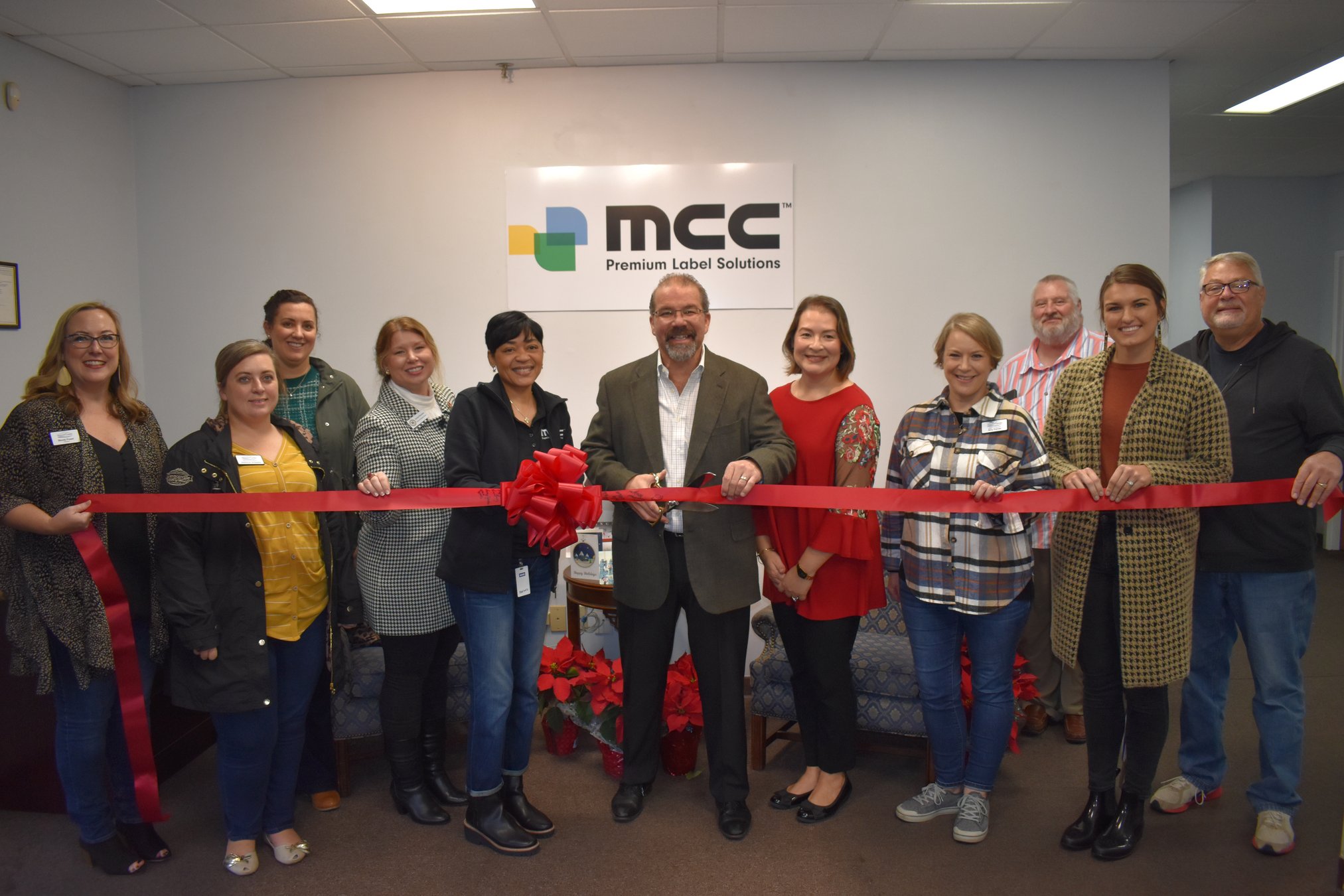 Dawson County Chamber of Commerce holds ribbon cutting for MCC Label ...