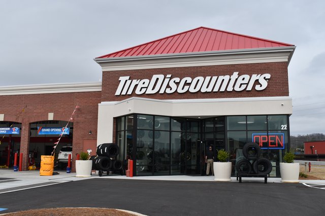 This nationwide tire and auto service store recently opened its new ...